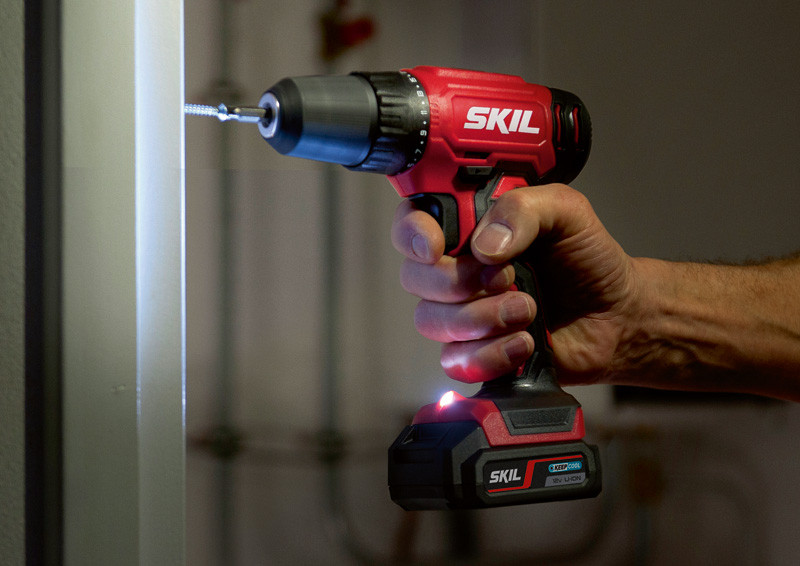 Taladro profesional a bateria SKIL 2740 AA | Ferrovicmar.com